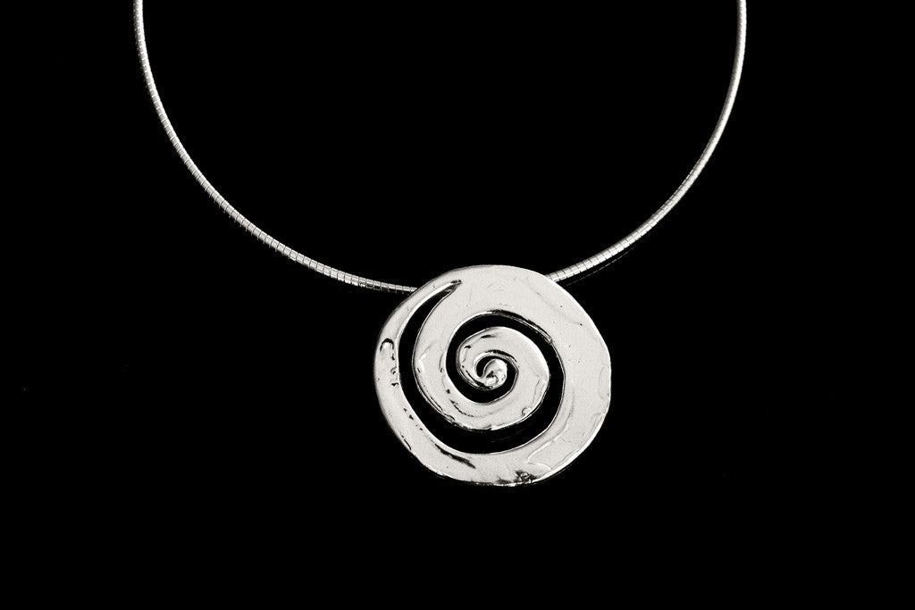 Ndoro Pendant – SUE CHADWICK
